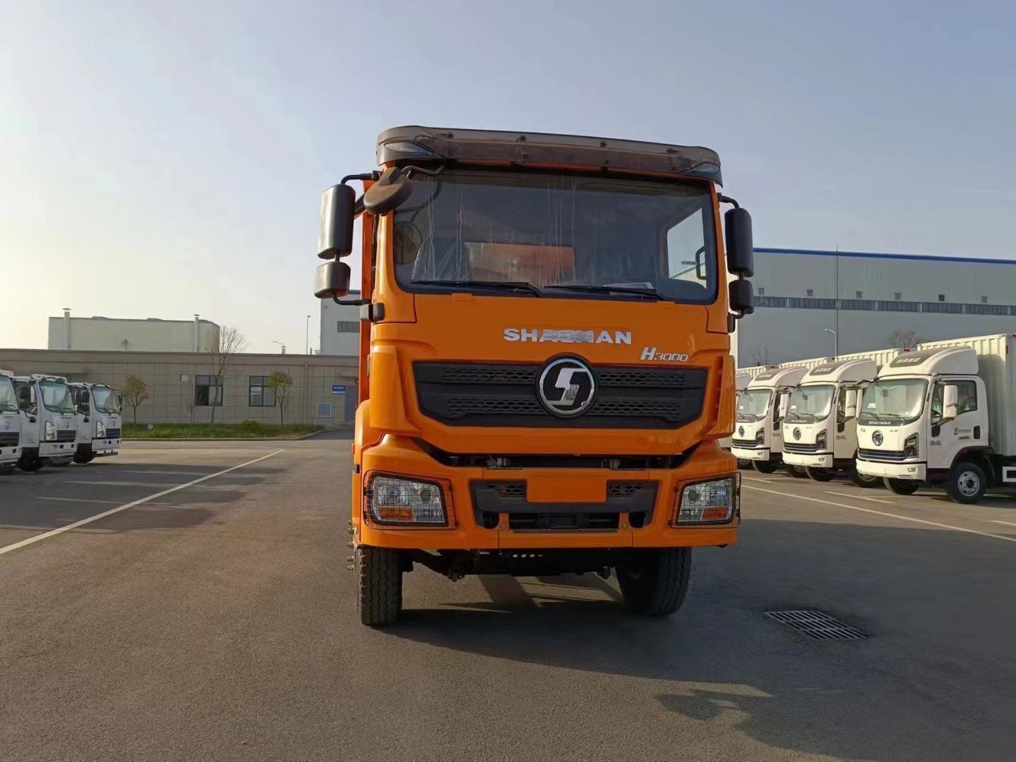 6x4 SHACMAN Heavy Dump Truck H3000 Six Wheel Tipper Truck 430 EuroII Yellow